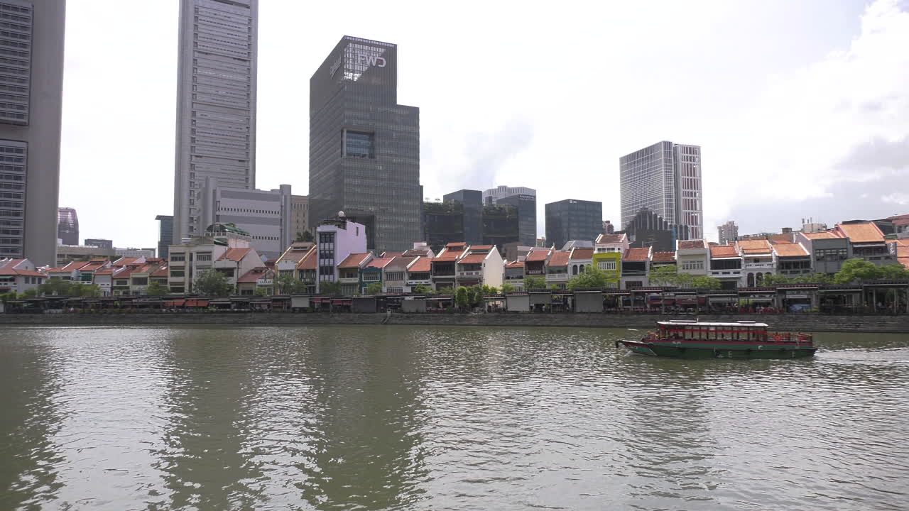 A Full View Of The Singapore River Facing Boat Quay Riverside Pubs ...