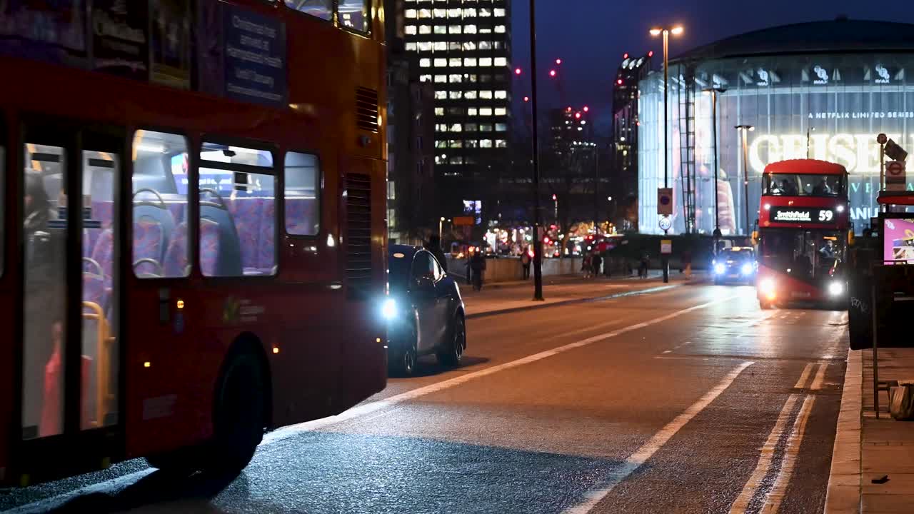 TFL Buses Driving Towards London Over Waterloo Bridge, London, United ...