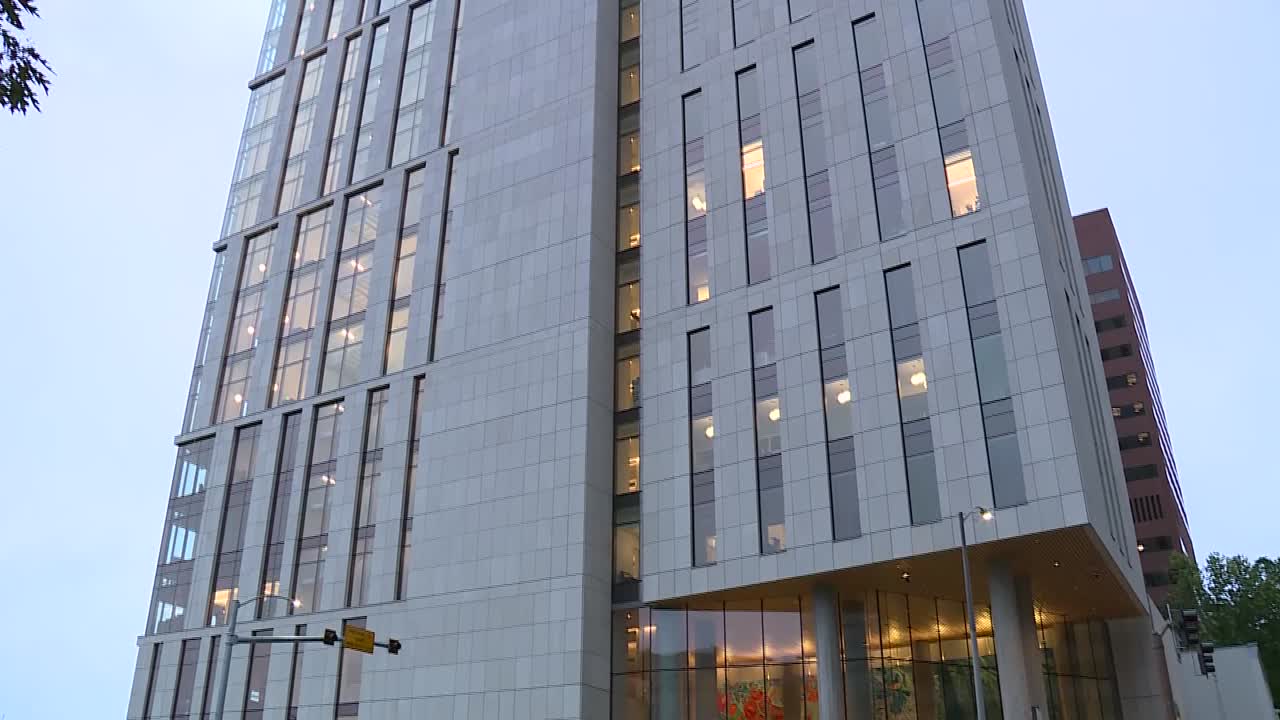 PORTLAND OREGON MULTNOMAH COUNTY COURTHOUSE BUILDING Free Stock Video ...