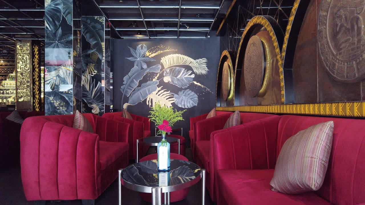 Plush And Intricate Interior Of Mayan Themed Nightclub In Bui Vien ...