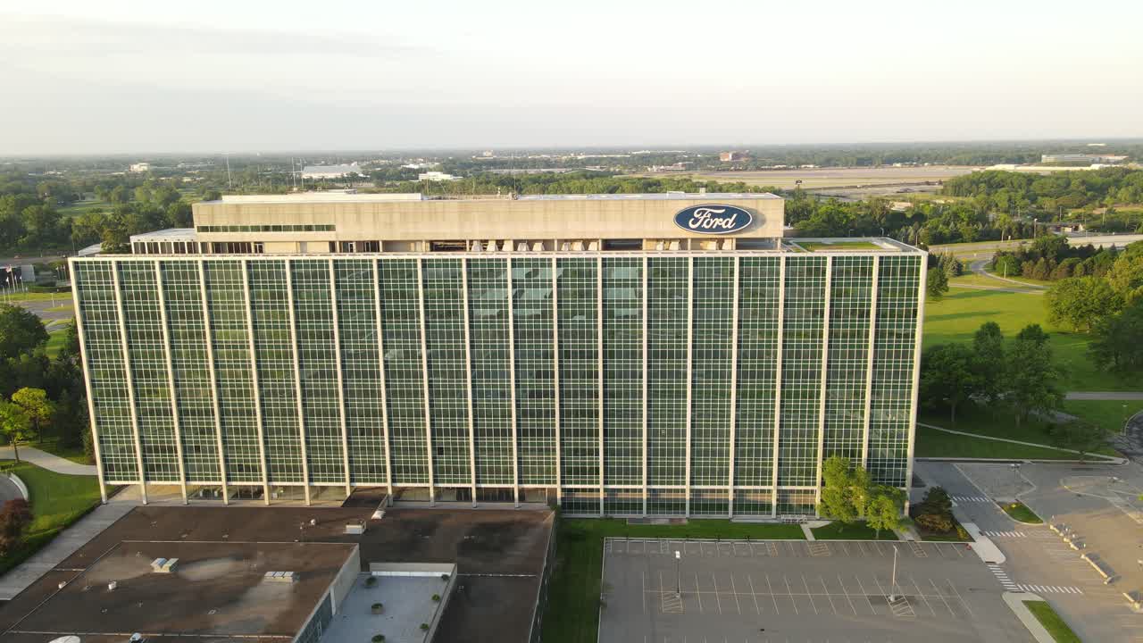 Ford Motors Headquarters, Aerial Fly Backward Reveal View Free Stock ...