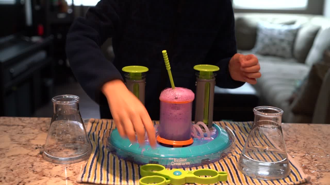 Kids Science Lab: Bubbly Experiment For Kids With A Mystery Toy Reveal ...