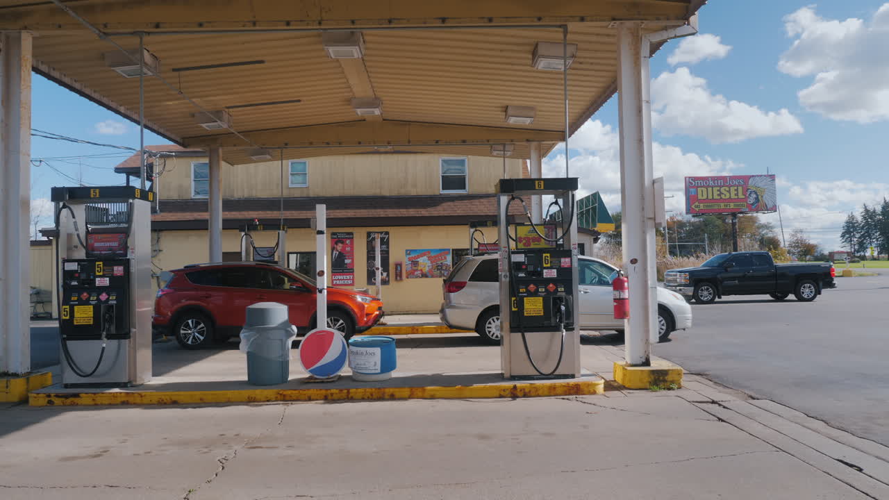 Lockport, NY, USA, October 2010: Cars Are Refueled At A Duty-free Gas ...
