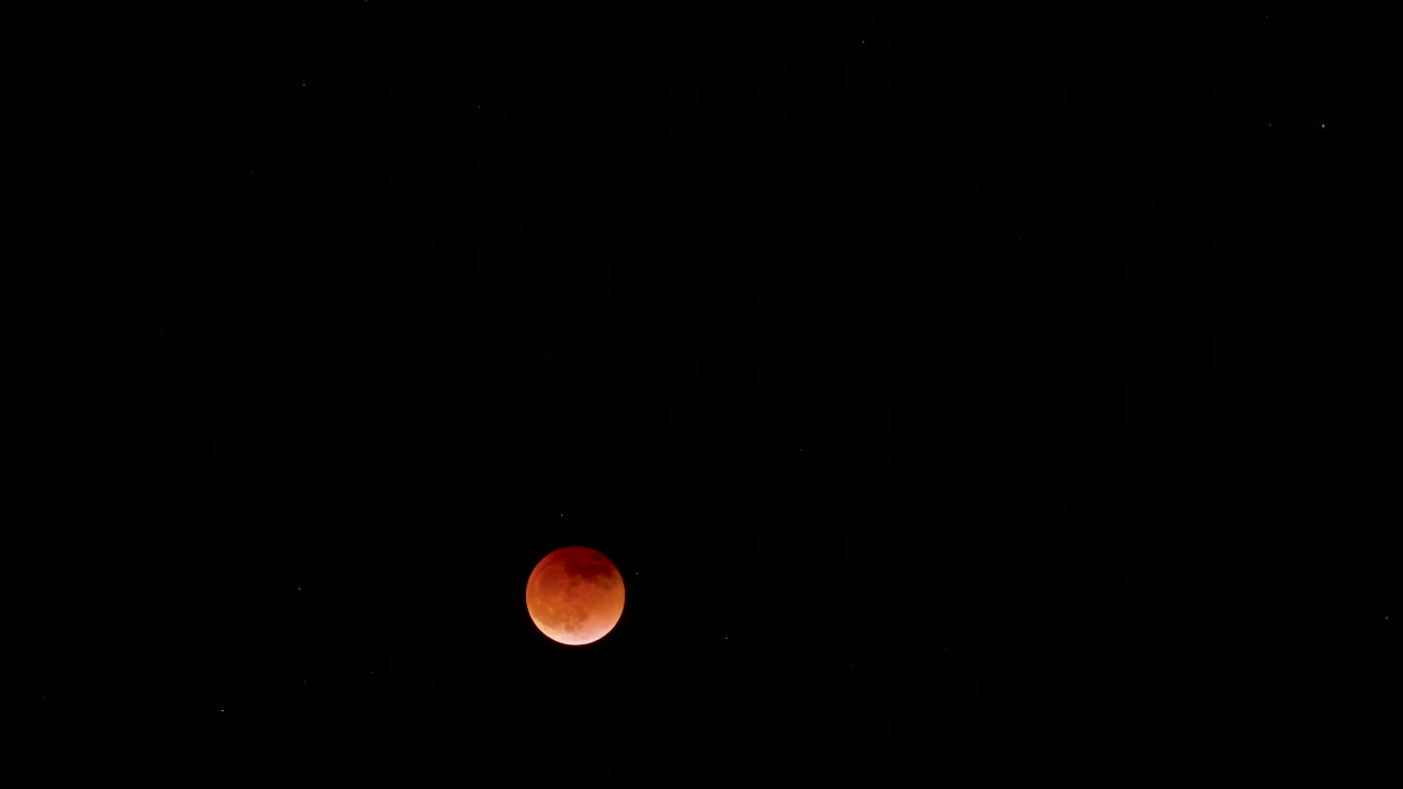 Total Lunar Eclipse 2022 Super Flower Blood Moon 4K Timelapse - Third ...