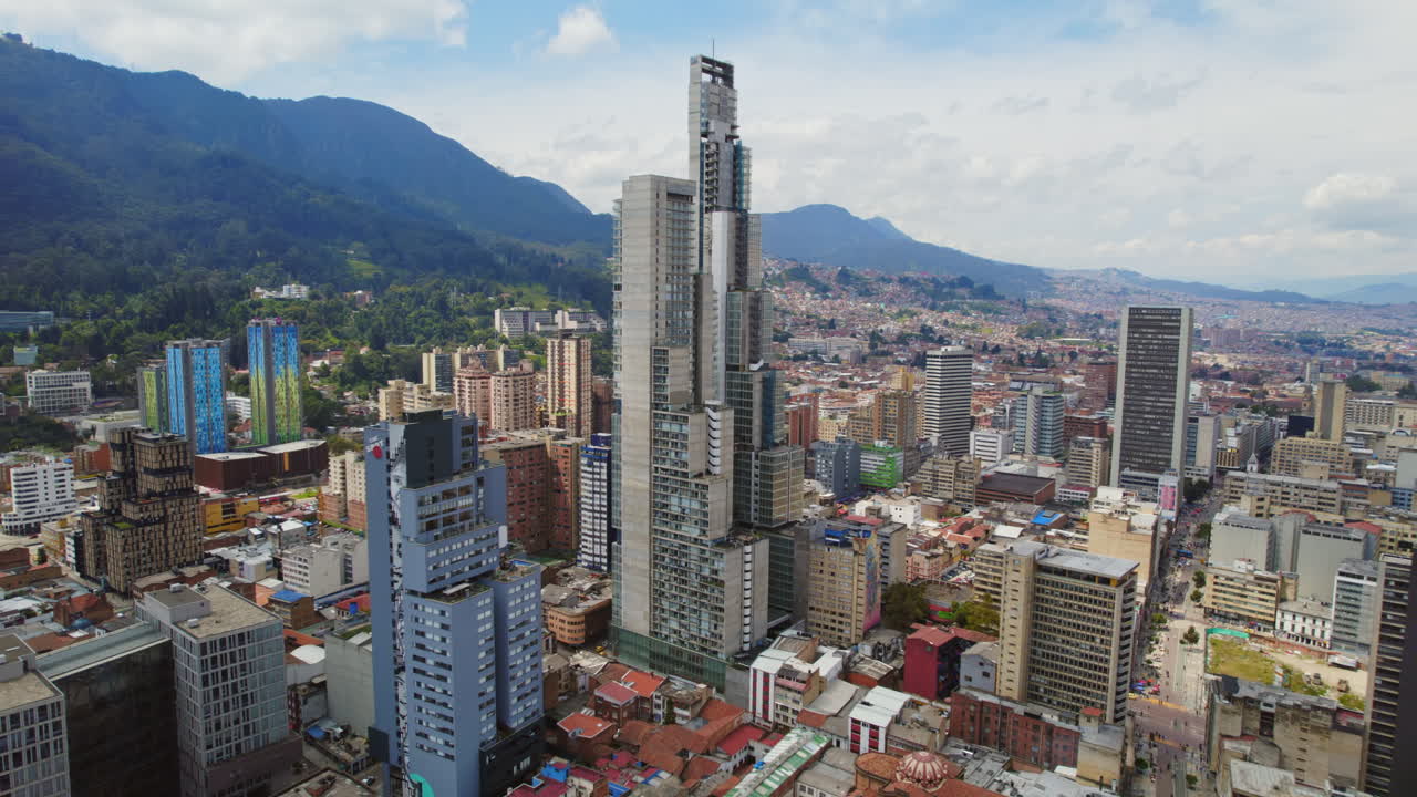 Tall Modern Tower Buildings Surrounded By Shorter Downtown Buildings ...