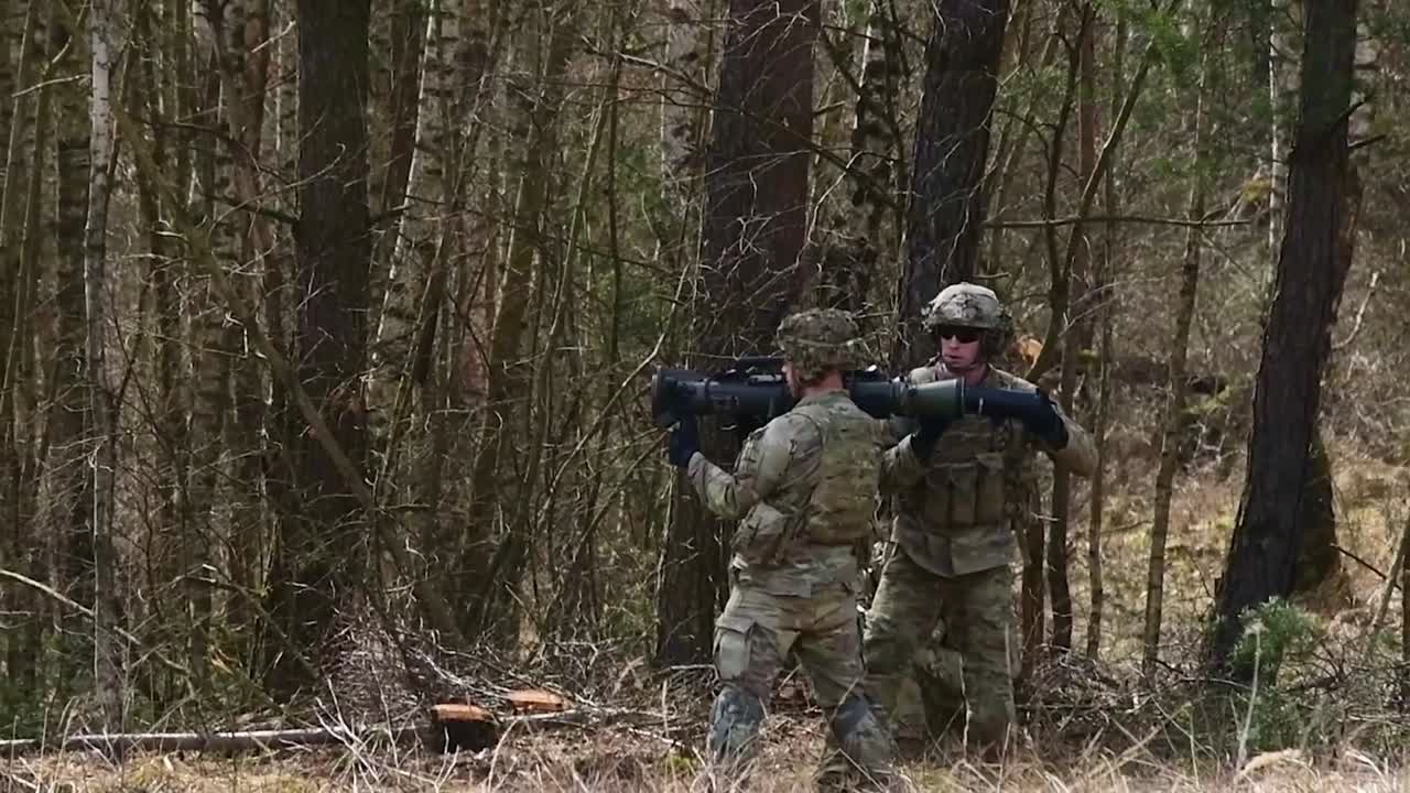 Us Army Calvary Regiment, 173 Airborne Brigade Soldiers’ Live Fire ...