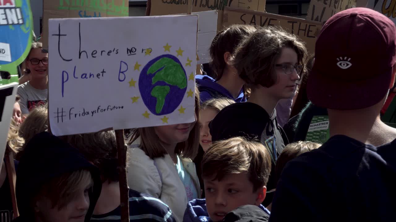 School Kids Striking To Fight For More Climate Action, Germany Free ...