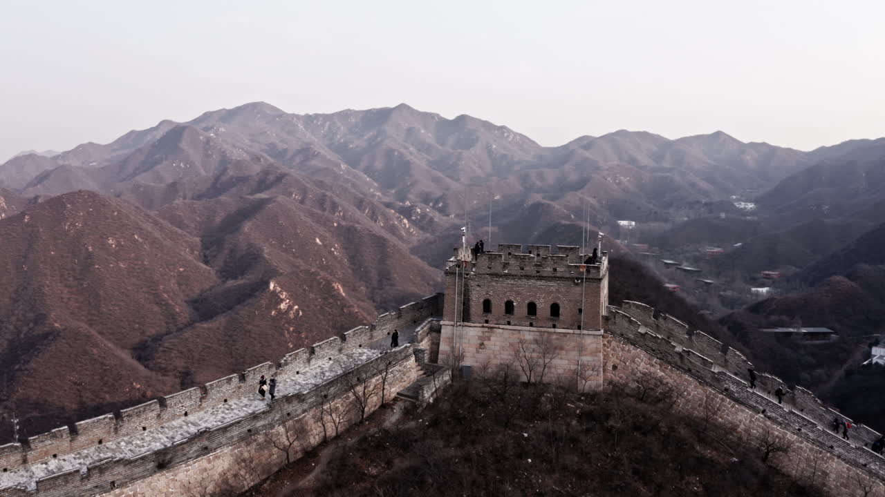 Aerial shot rotating around the great wall of china near beijing, china ...
