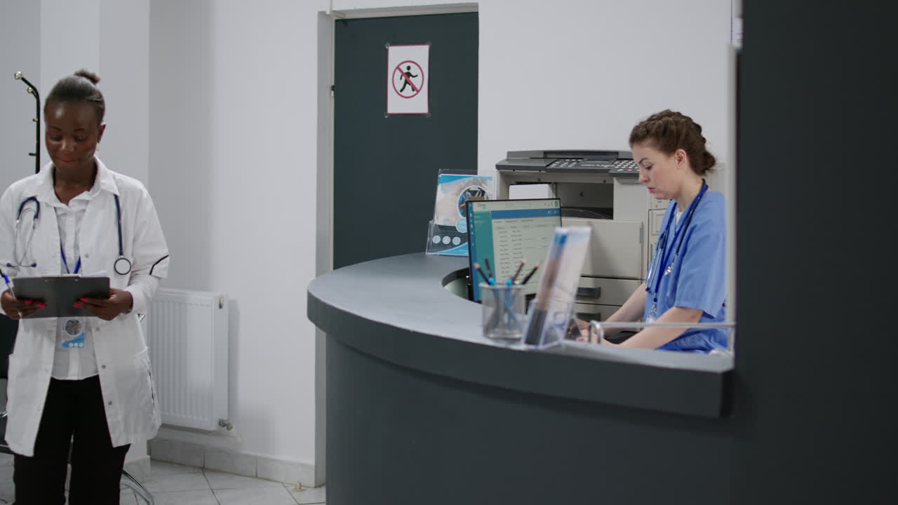 Medical Reception Area with Doctors, Nurses and Patients | Premium ...
