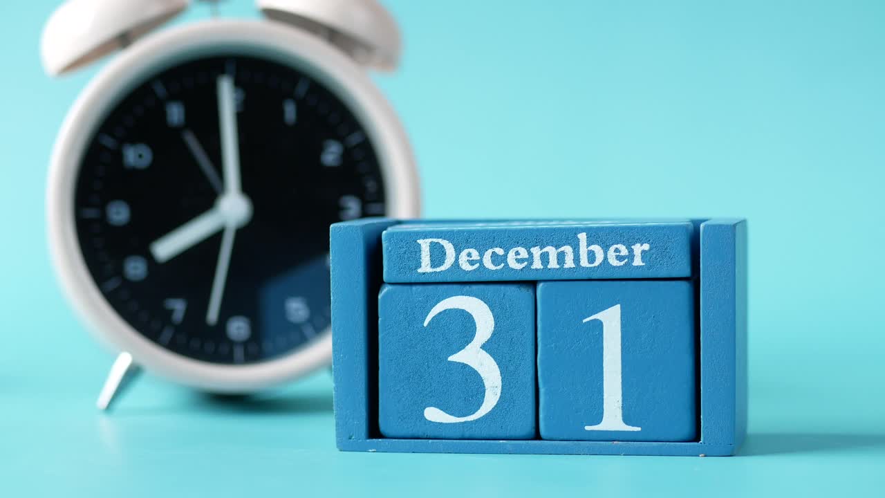 December 31st calendar with alarm clock Premium Stock Video Footage