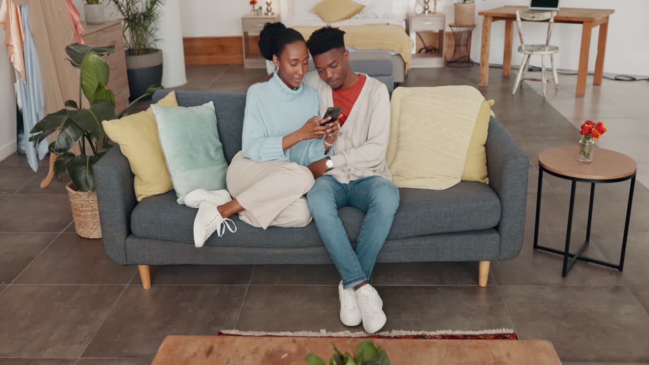 Phone, love and couple on social media news | Premium Stock Video Footage