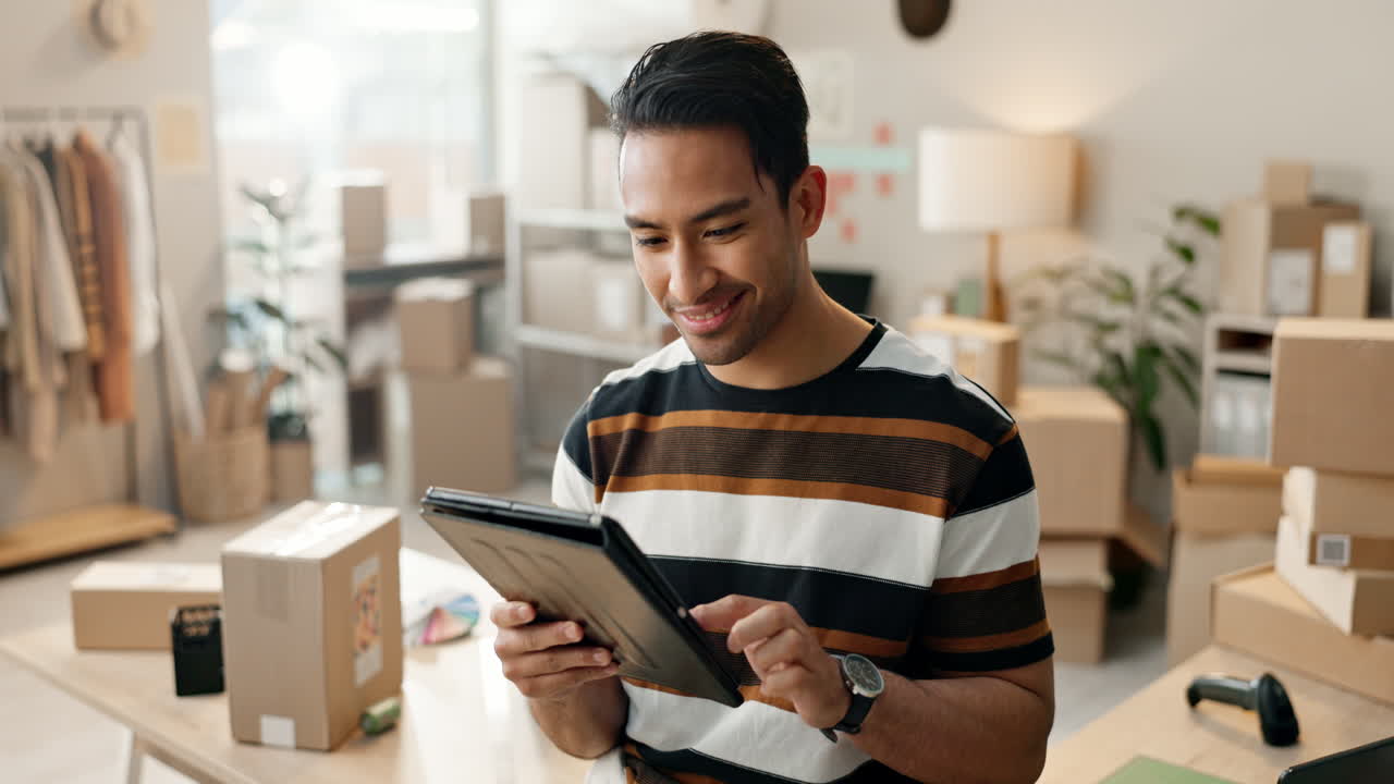 Premium stock video - Delivery, shipping man on tablet for distribution