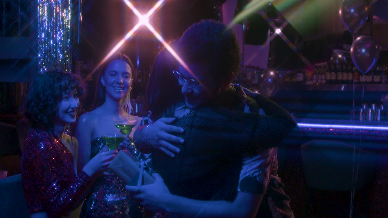 Free stock video - Friends in a party