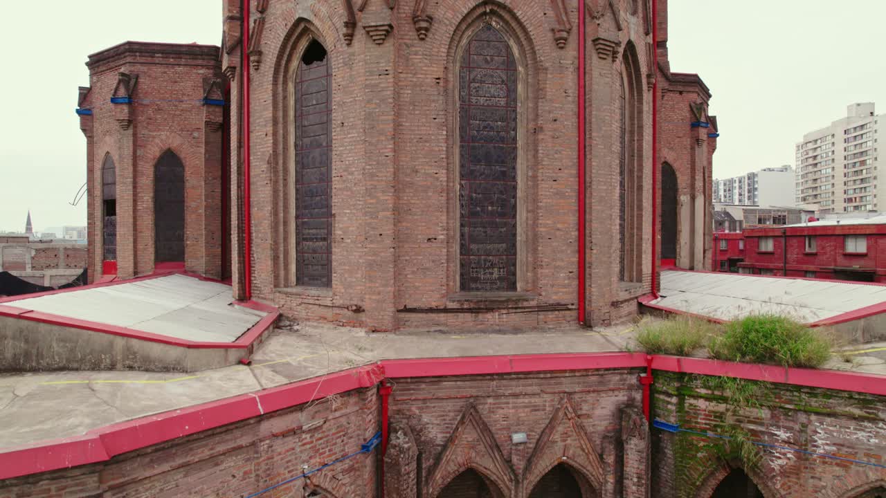 Close-up View Of Earthquake-damaged Neo-Gothic Brick Architecture ...