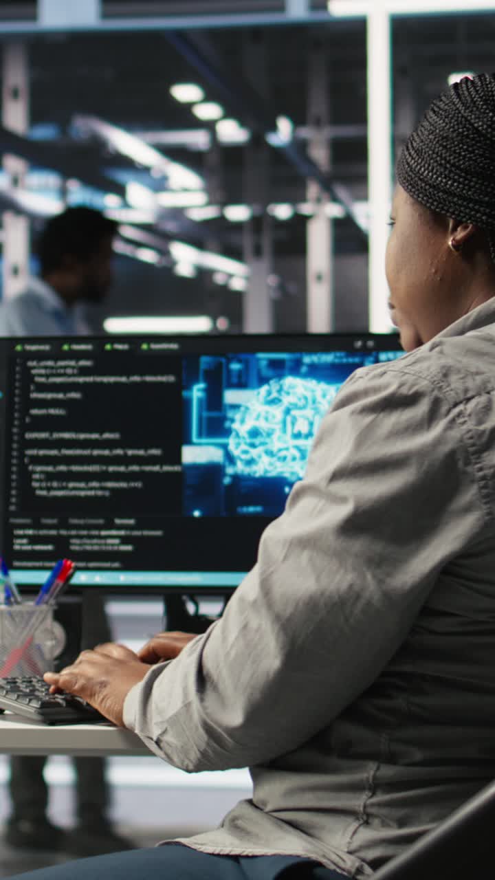 Vertical Video Data Center Employee Deploying Ai Solutions Optimizing Equipment | Premium Stock ...