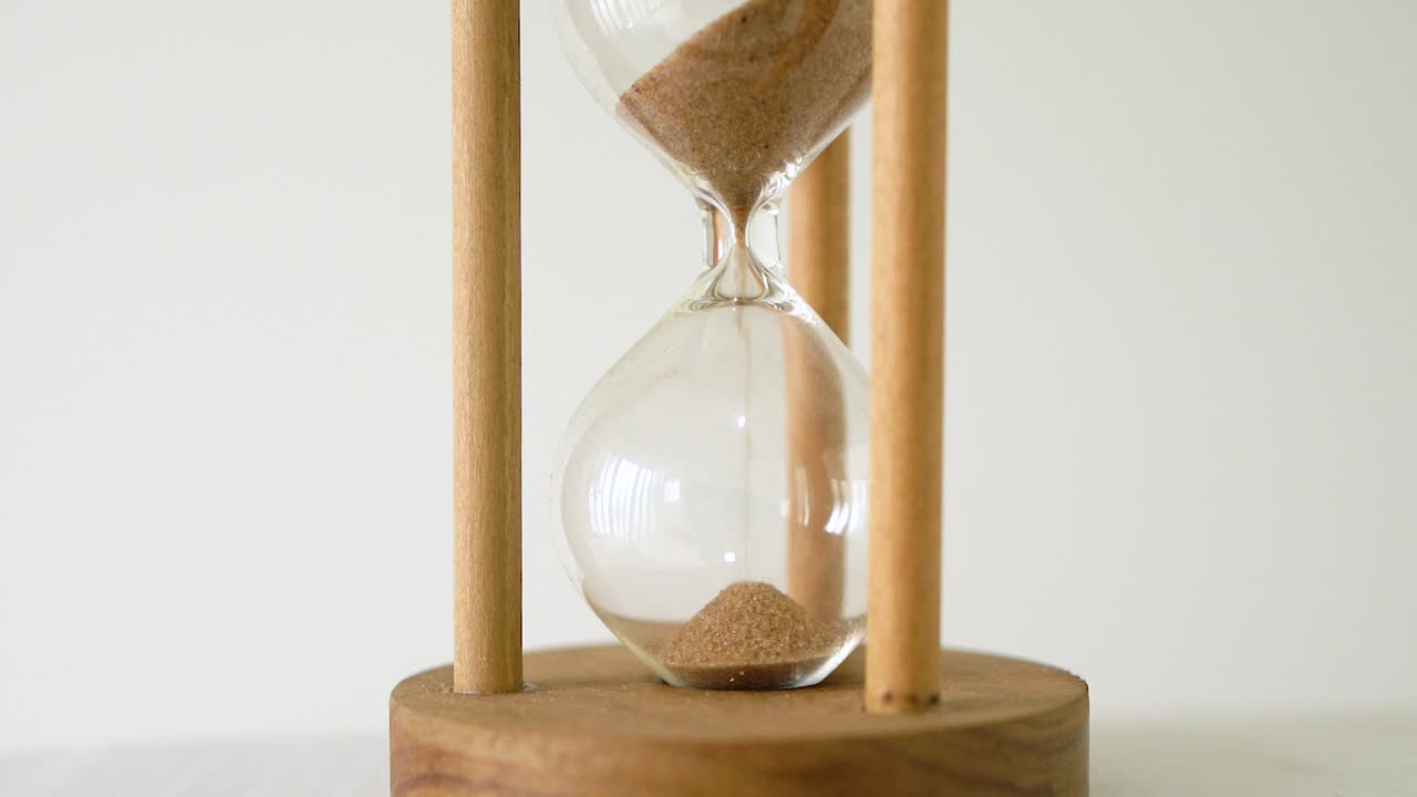 Vídeo Premium - Reloj de arena en movimiento rápido