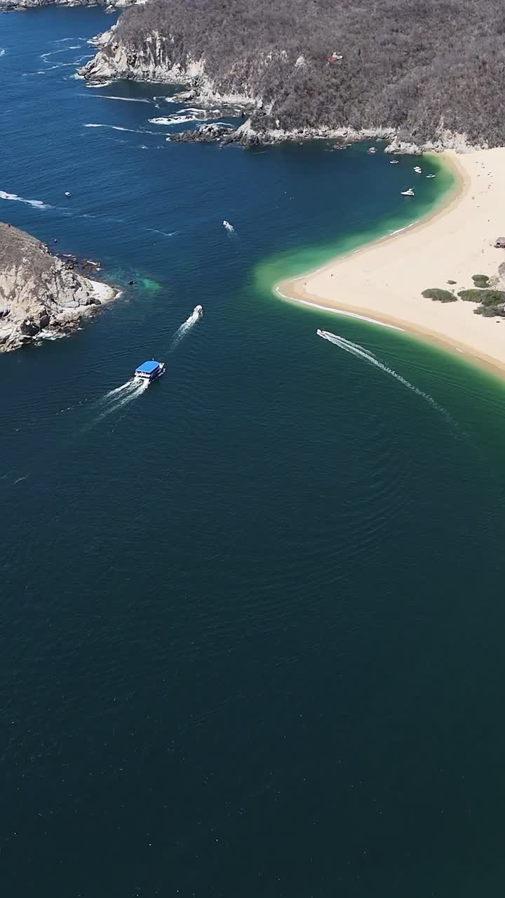 Vertical aerial view of Cacaluta Bay in Oaxaca, Mexico | Premium Stock ...