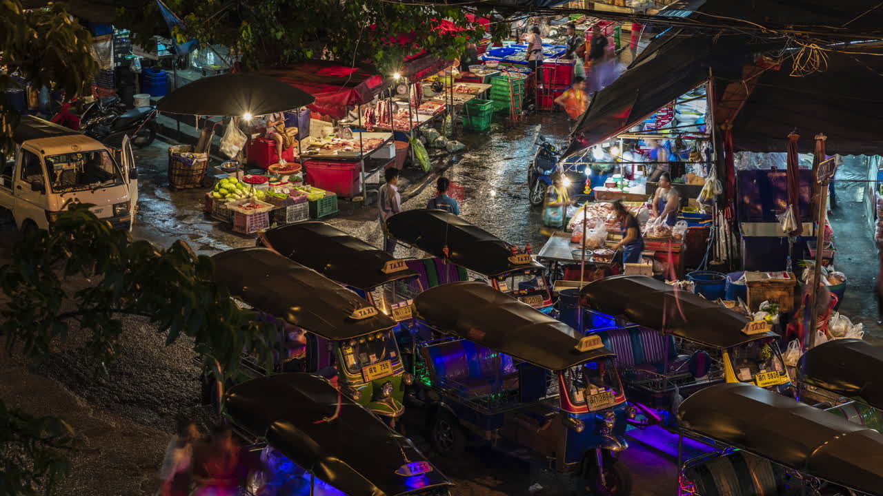 Premium stock video - The busy fresh market at khlong toei, bangkok ...