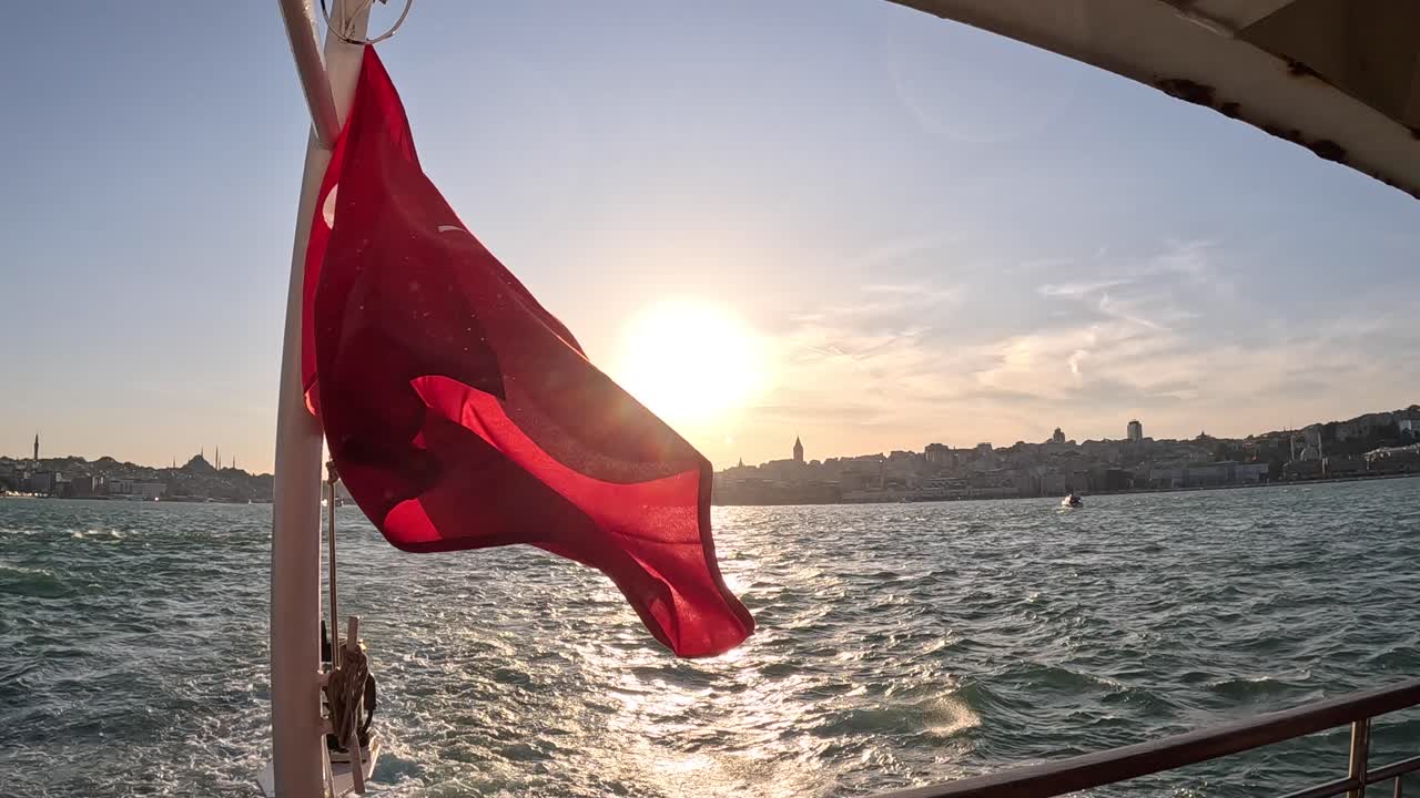 TURKISH FLAG WAVING IN THE BOSPHORUS | TURKISH FLAG AT SUNSET ...