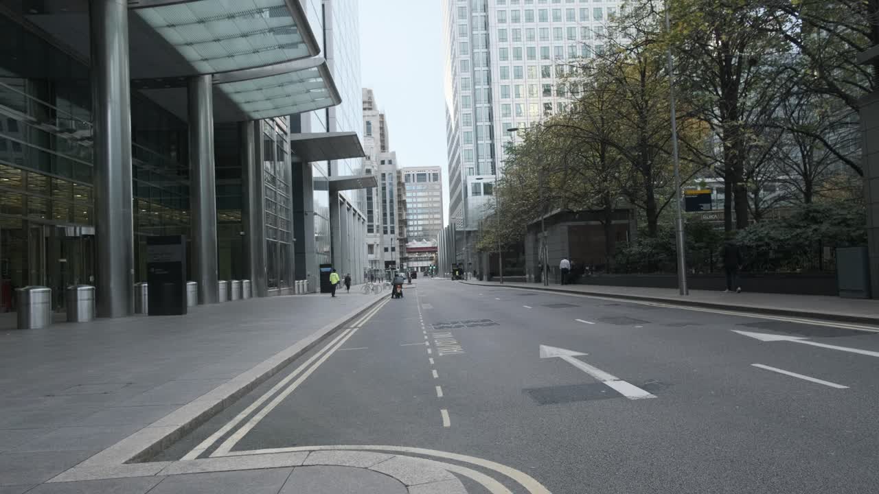 Quiet empty road in canary wharf london lockdown restrictions covid 19 ...