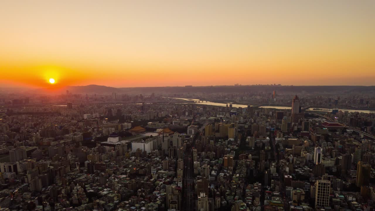 Sunset sky taipei cityscape aerial panorama 4k timelapse taiwan ...