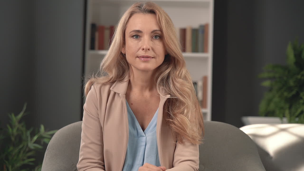 Free stock video - Portrait 7