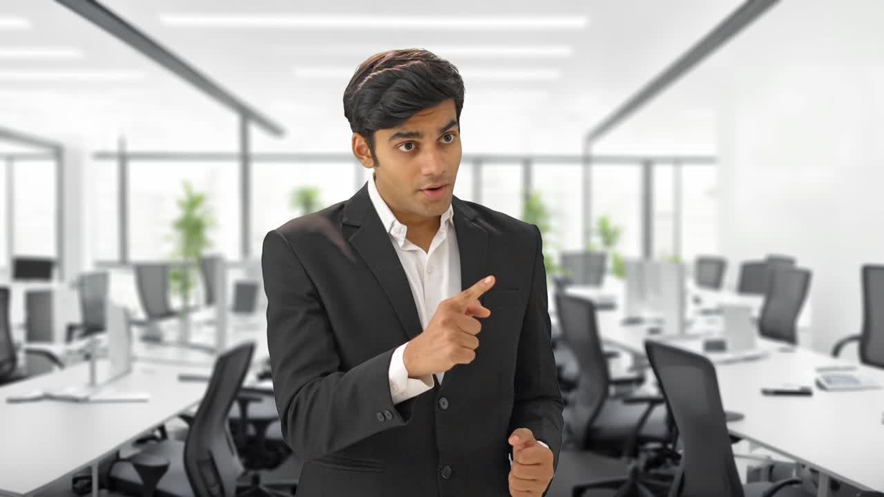 Indian manager motivating employees in meeting | Premium Stock Video ...