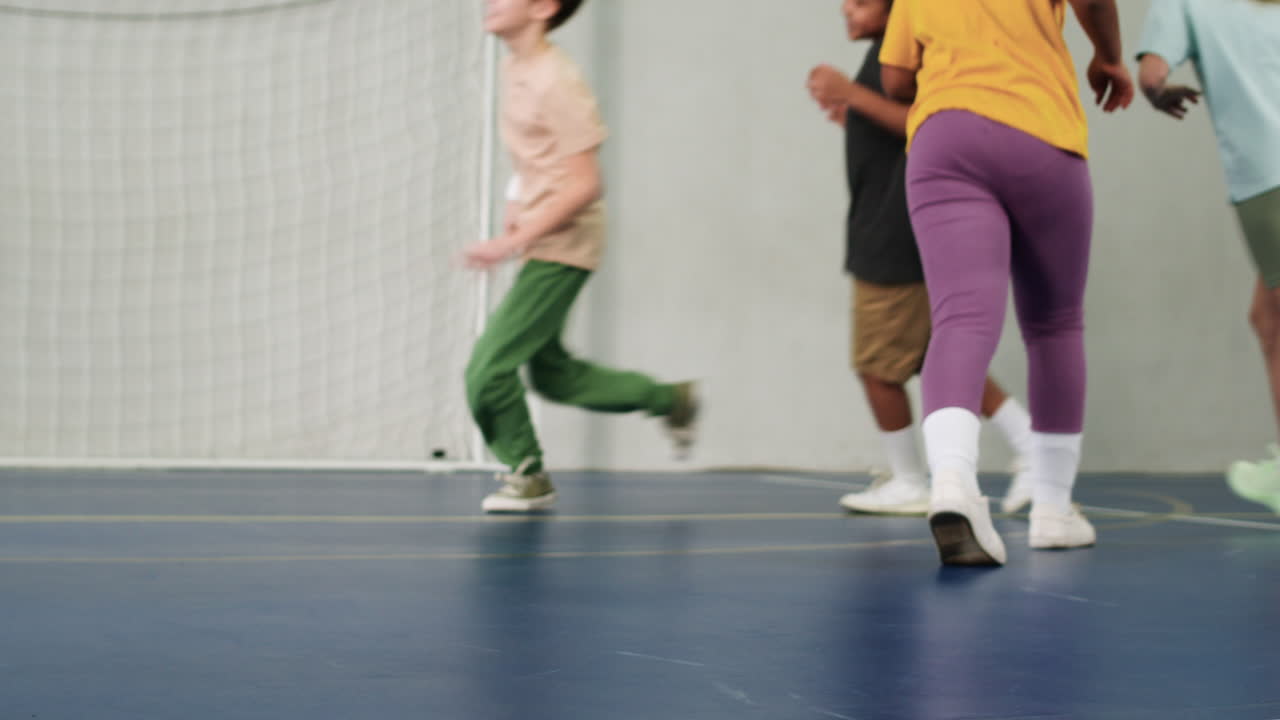 Free stock video - Kids running indoors