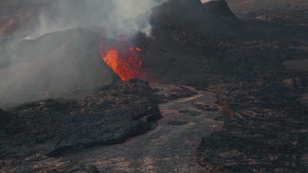 Fountain Of Magma Erupting From Volcano Crater In Daylight, Iceland ...