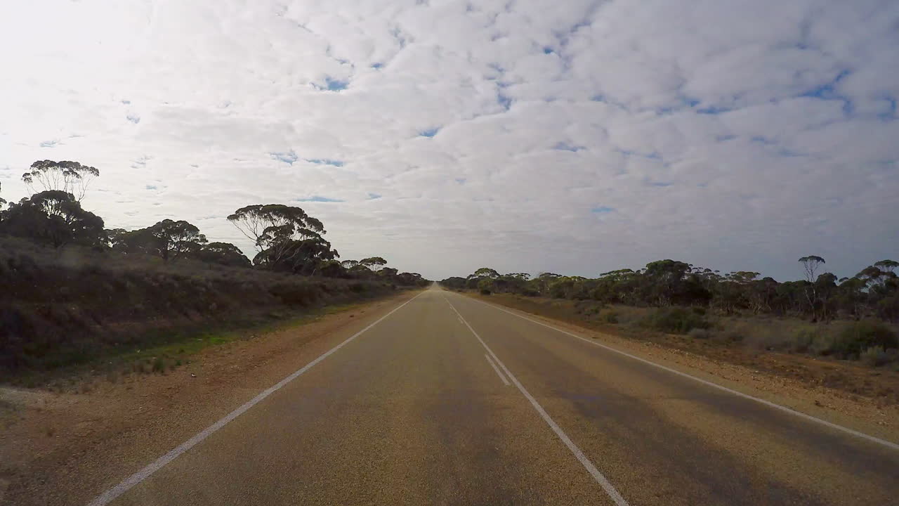 Descarga Gratis Vídeos De Stock De Australia Outback Road Gopro Van ...