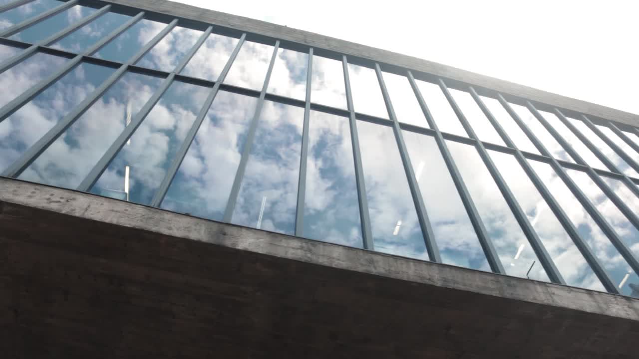 MASP museum pan shot back facade view cloudy day close detail | Premium ...