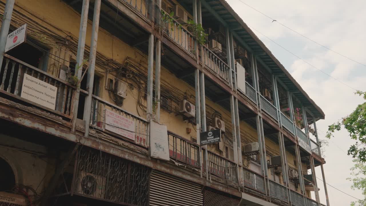 Free stock video - Old chawl style residential building in mumbai india