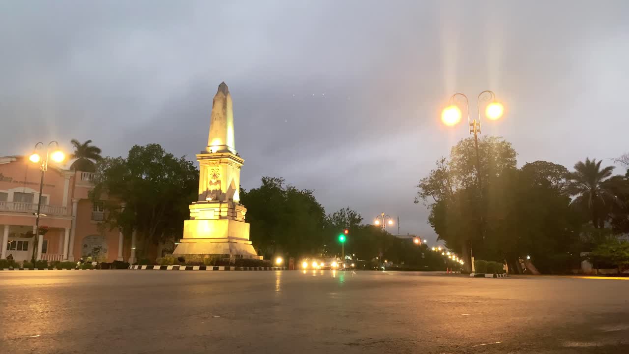 Timelapse at the monument of national proud in paseo del montejo in ...